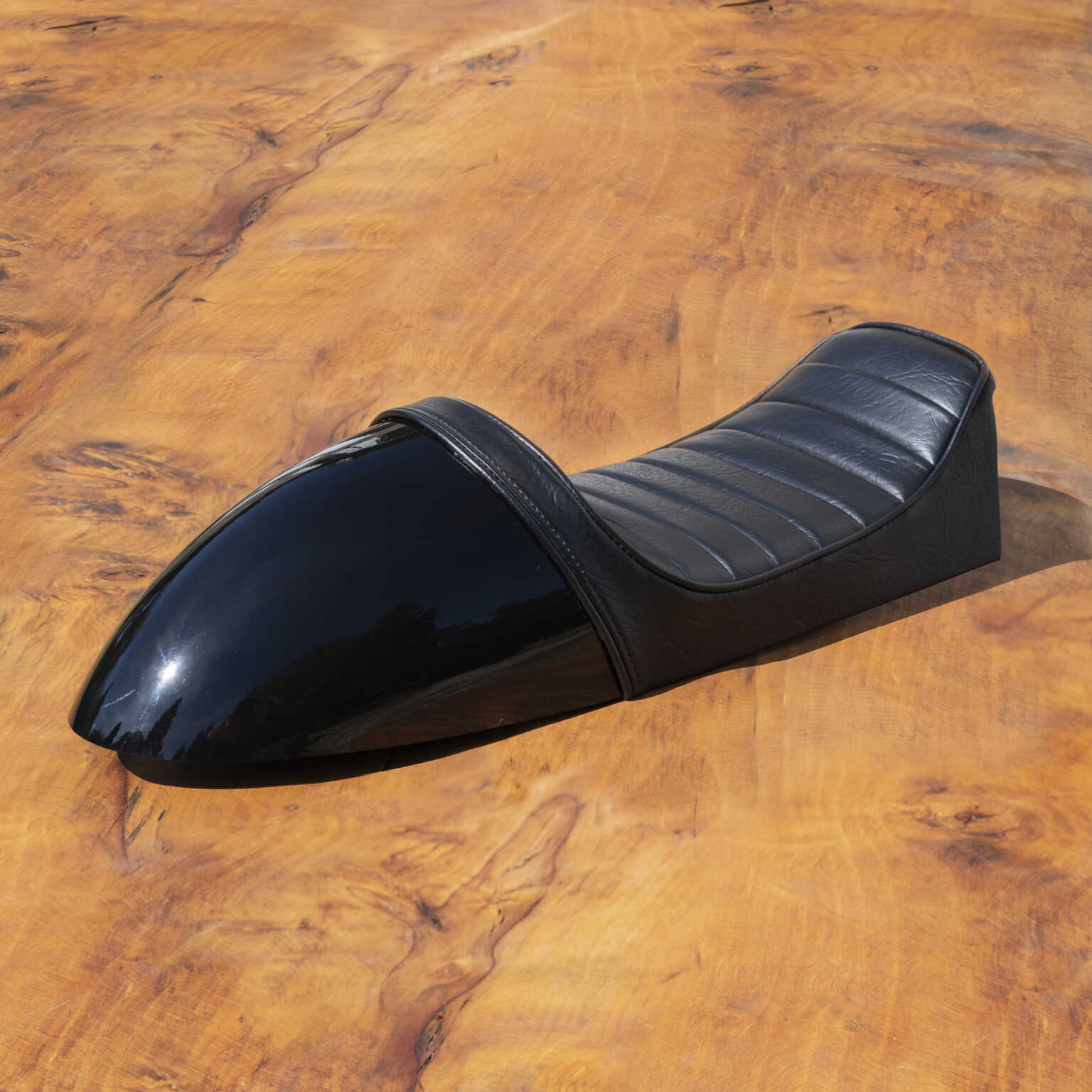 Vonzeti Vonzeti - Quality Cafe Racer Seat Units, Japstyle, Flat Track ...